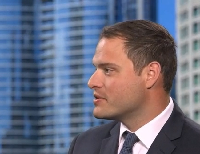 Traditional vs Roth IRA - Retirement Tips